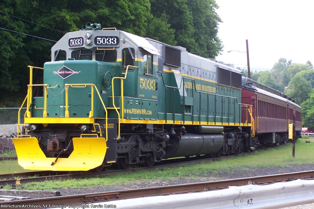 Reading and Northern SD50M